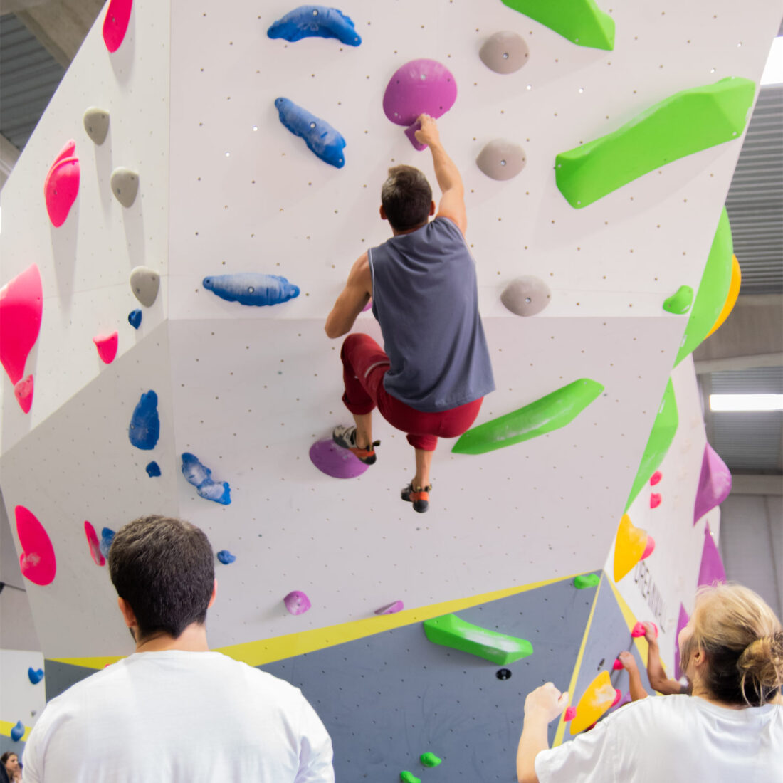 Escalada Vallés | Escalada Santa Perpètua | Rocódromo en Santa Perpètua ...